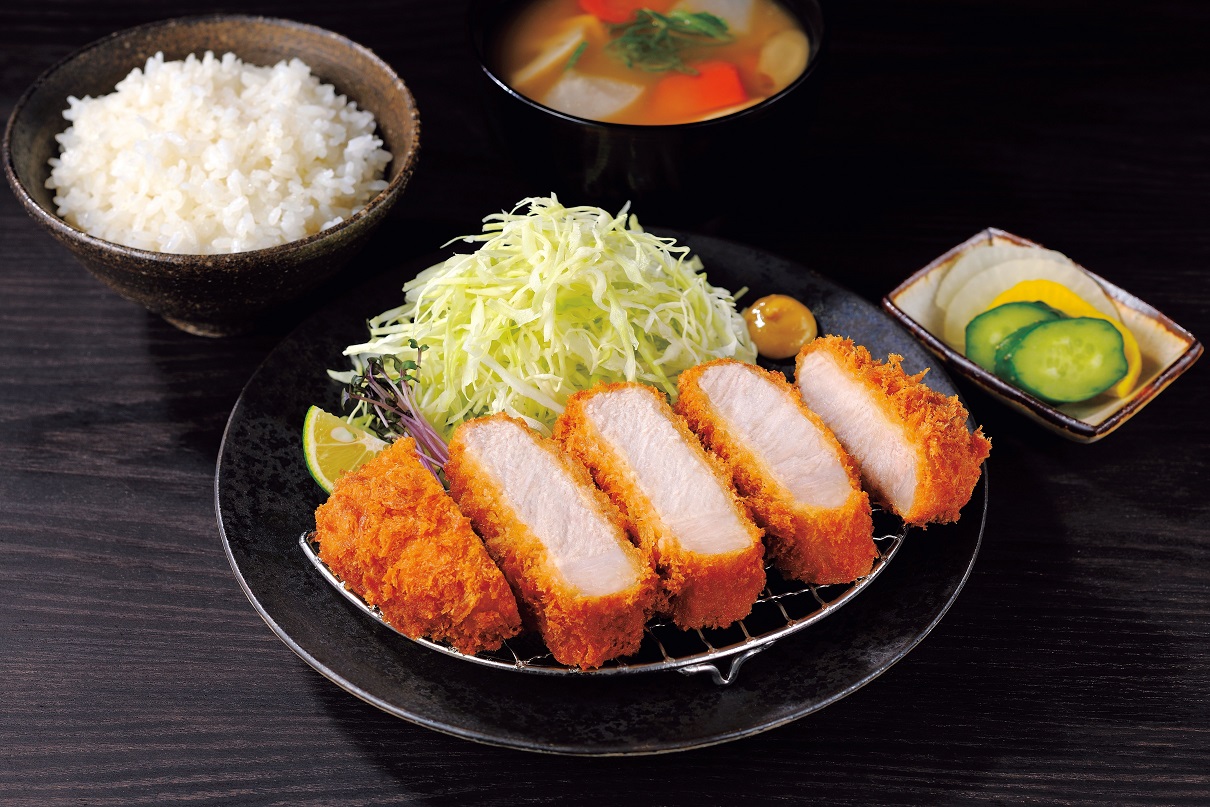 セブンイレブン、北海道110店舗で「7NOW」限定の揚げ物5品の取扱い開始、「からあげ(ザンギ)10個入り」「三元豚の厚切りロースカツ」など、“揚げたて”を最短20分で届ける | 食品産業新聞 ...